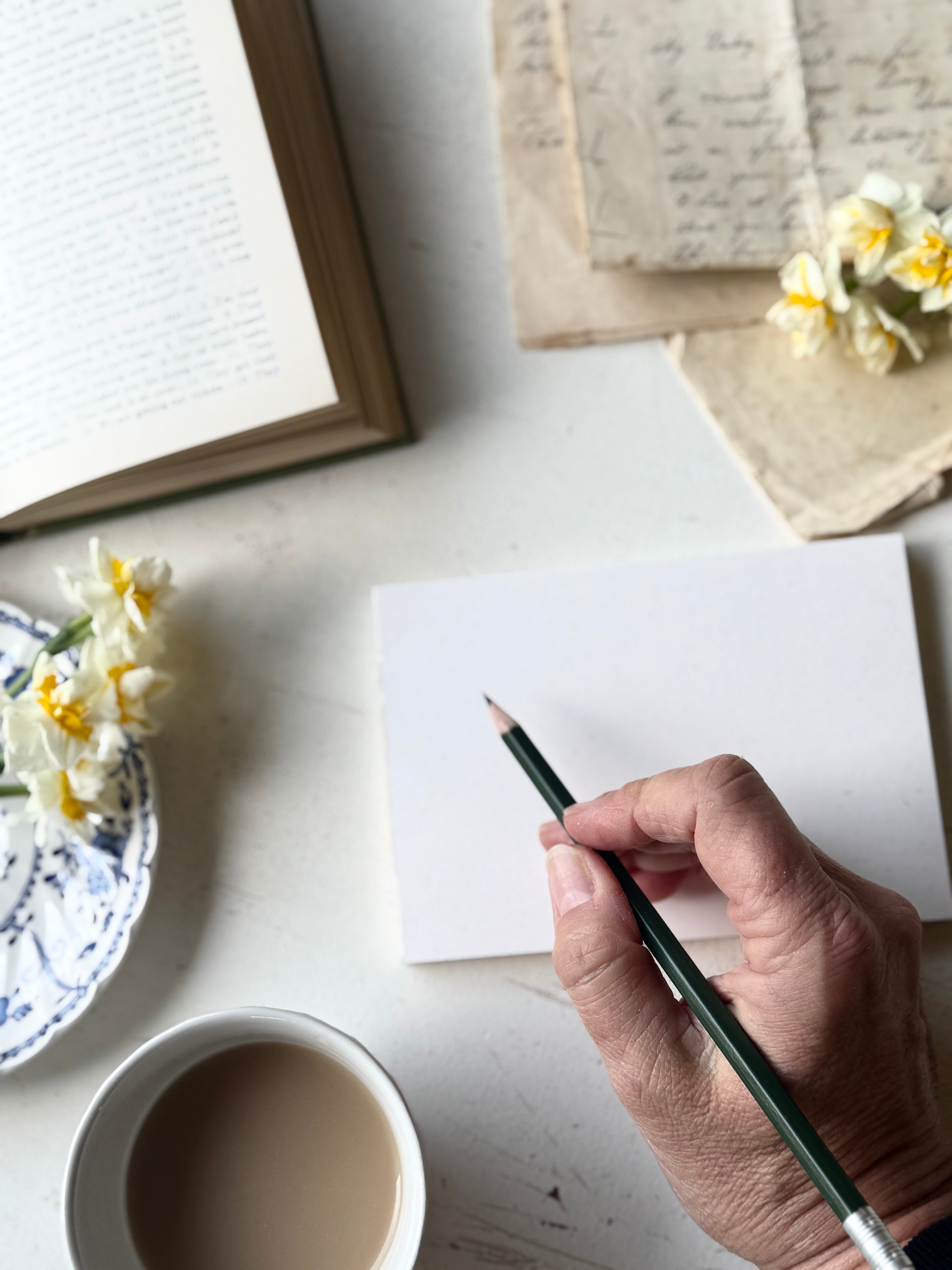 Little Life Stories – Guided Life Story Writing for Women – Betty Mae Wrote